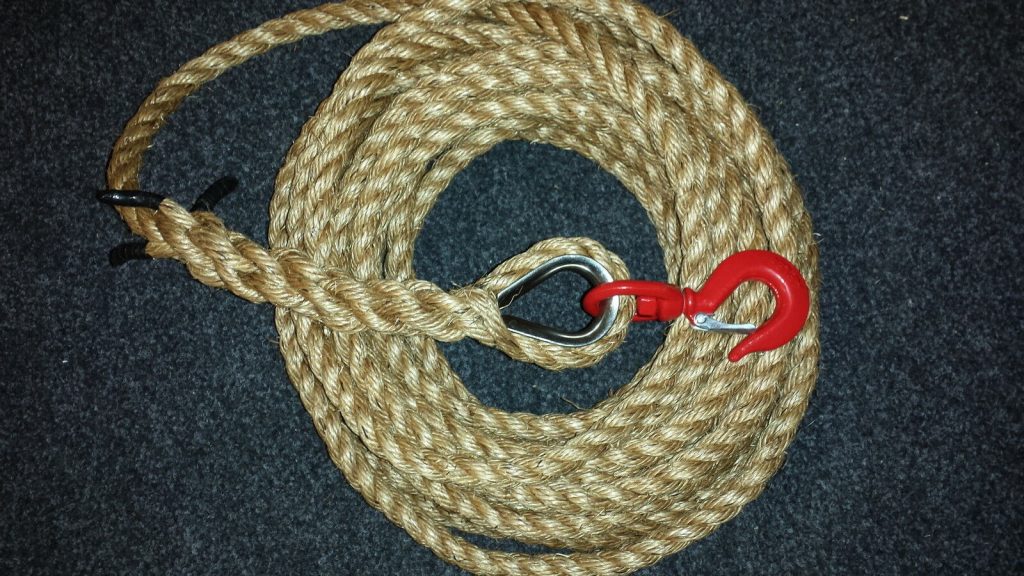 Gin Wheel Rope - 20 Metres Manilla Rope with a 1 Ton Swivel Hook for ...