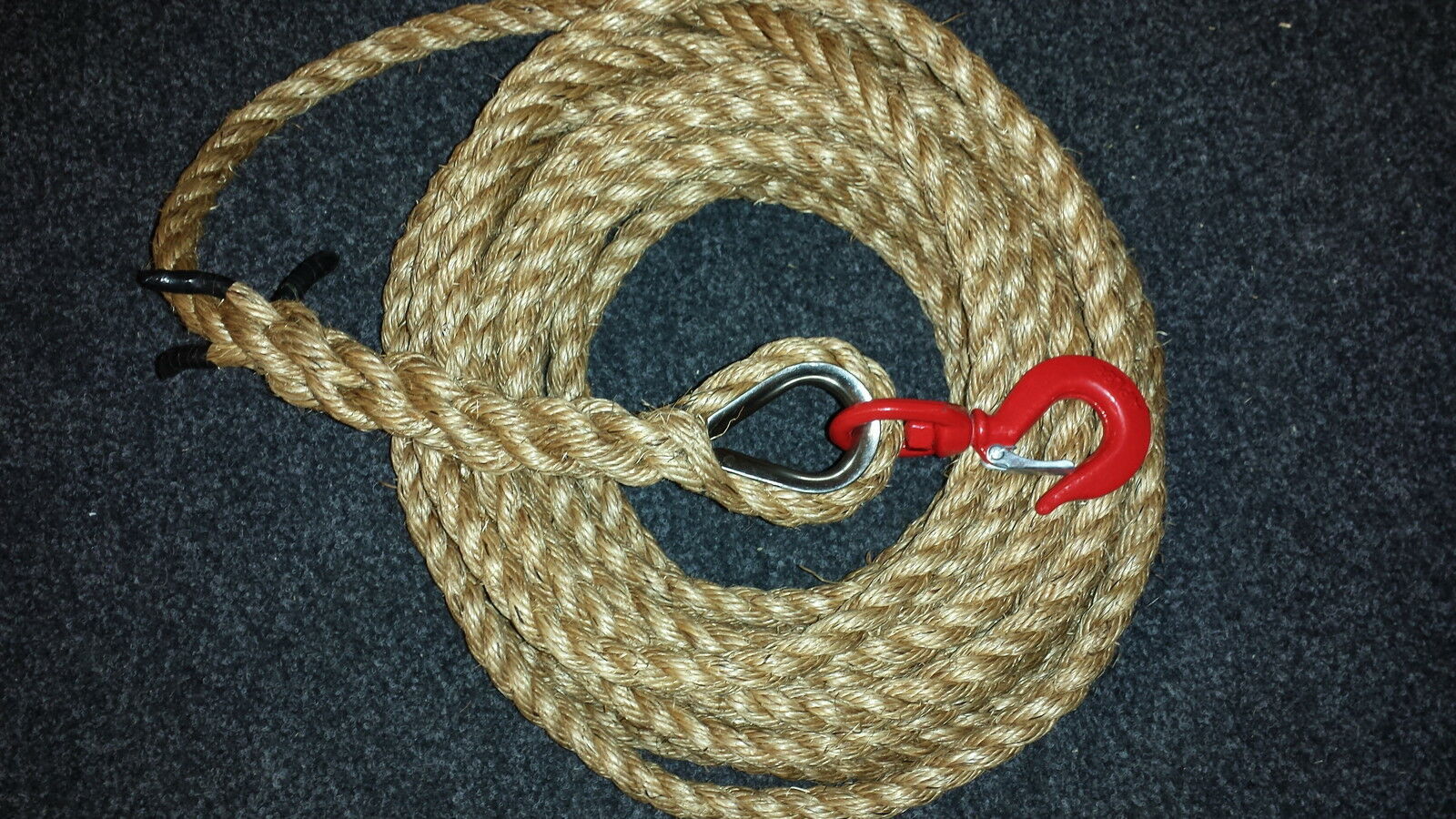 Gin Wheel Rope - 20 Metres Manilla Rope with a 1 Ton Swivel Hook for ...