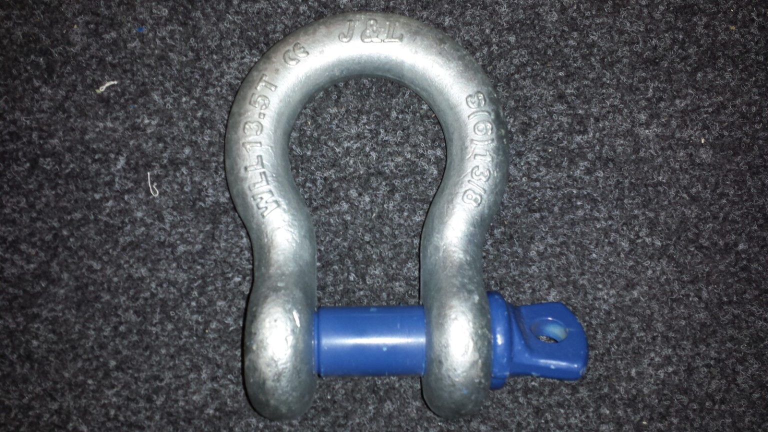 13.5 Ton Galvanised Screw Pin Blue Pin Bow Shackle Lifting, Towing ...